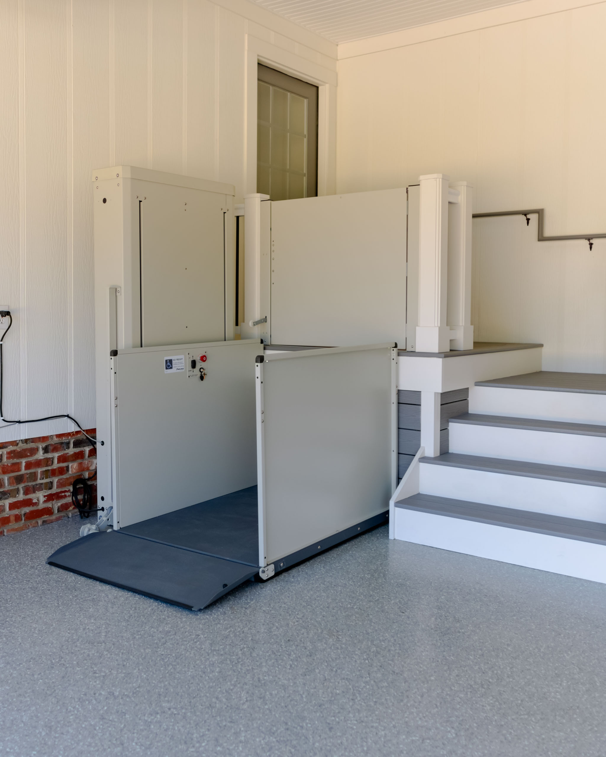 Bruno VPL - Vertical Platform Lift | 101 Mobility