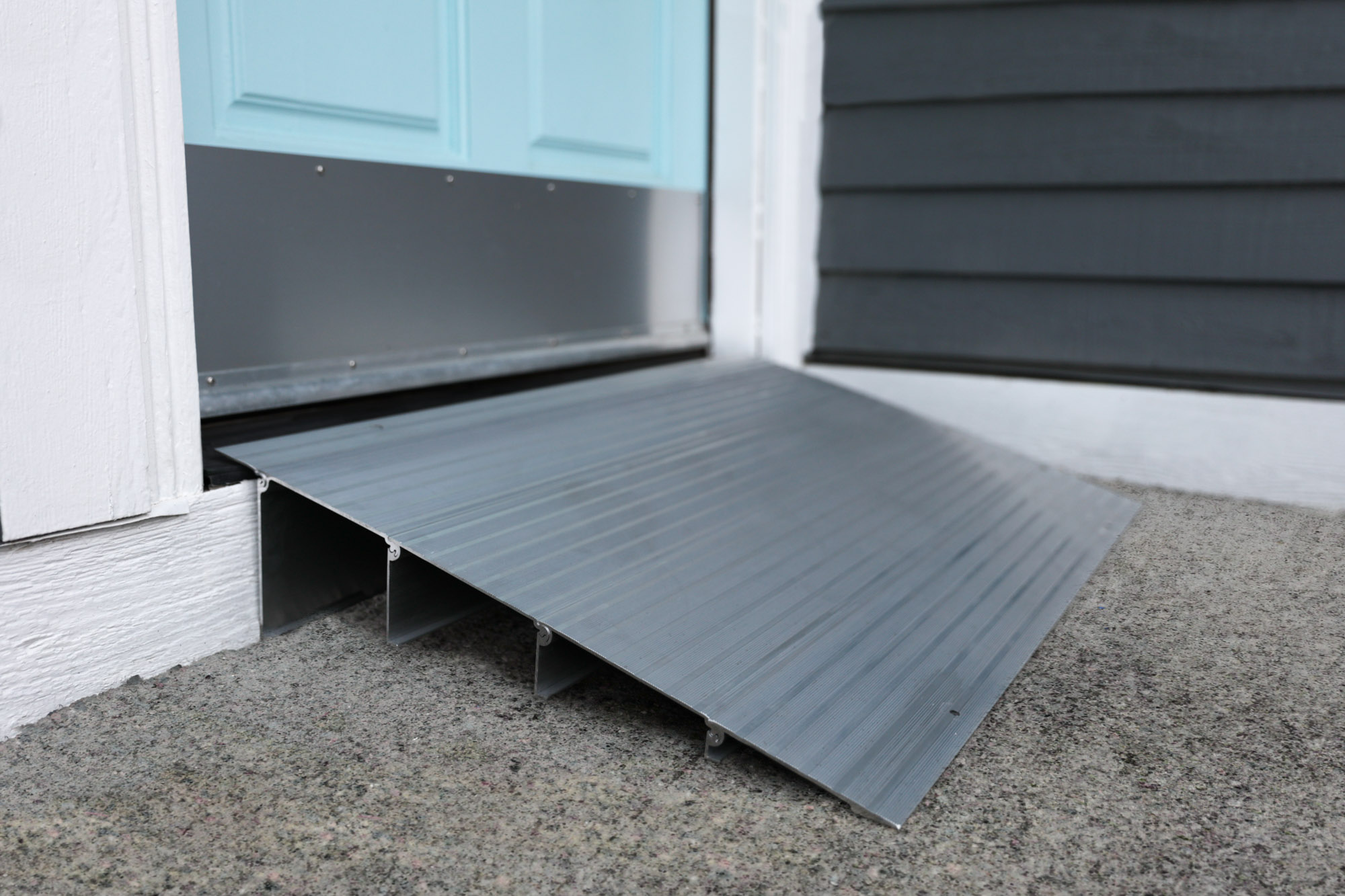 Transitions Modular Entry Ramp from EZ Access: Versatile and Safe ...