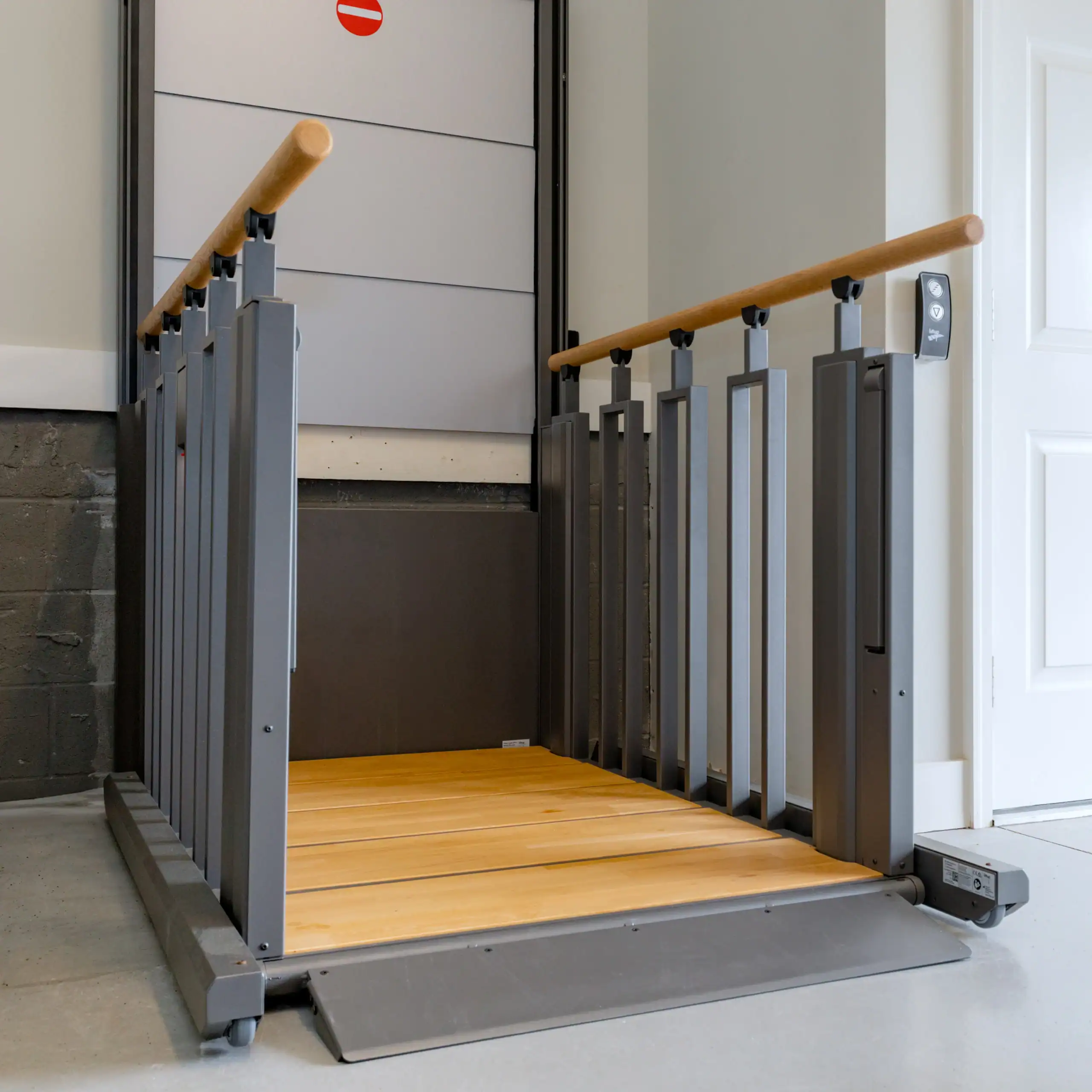 FlexStep by Liftup: Stylish Multi-Functional Platform Lift | 101 Mobility