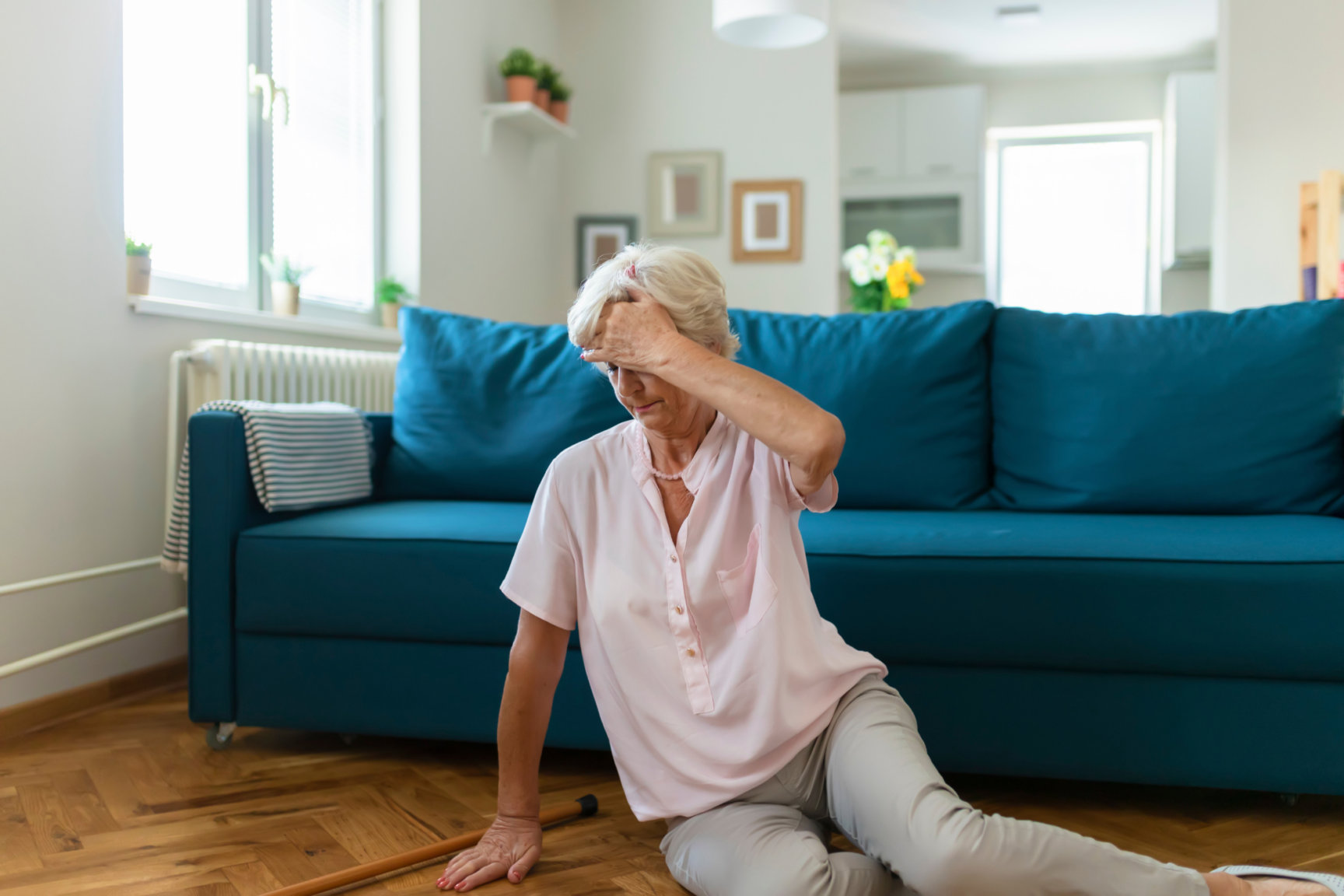 How to Safely Lift an Elderly Person After a Fall | 101 Mobility